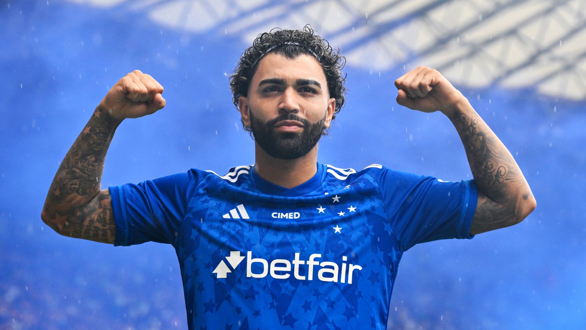 Santos avança por Gabigol e negocia divisão salarial com o Cruzeiro ...