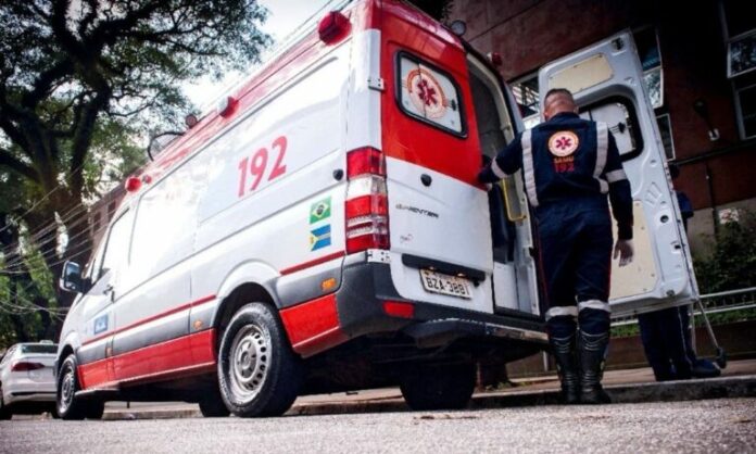 Explosão de botijão de gás deixa funcionária ferida em supermercado de ...